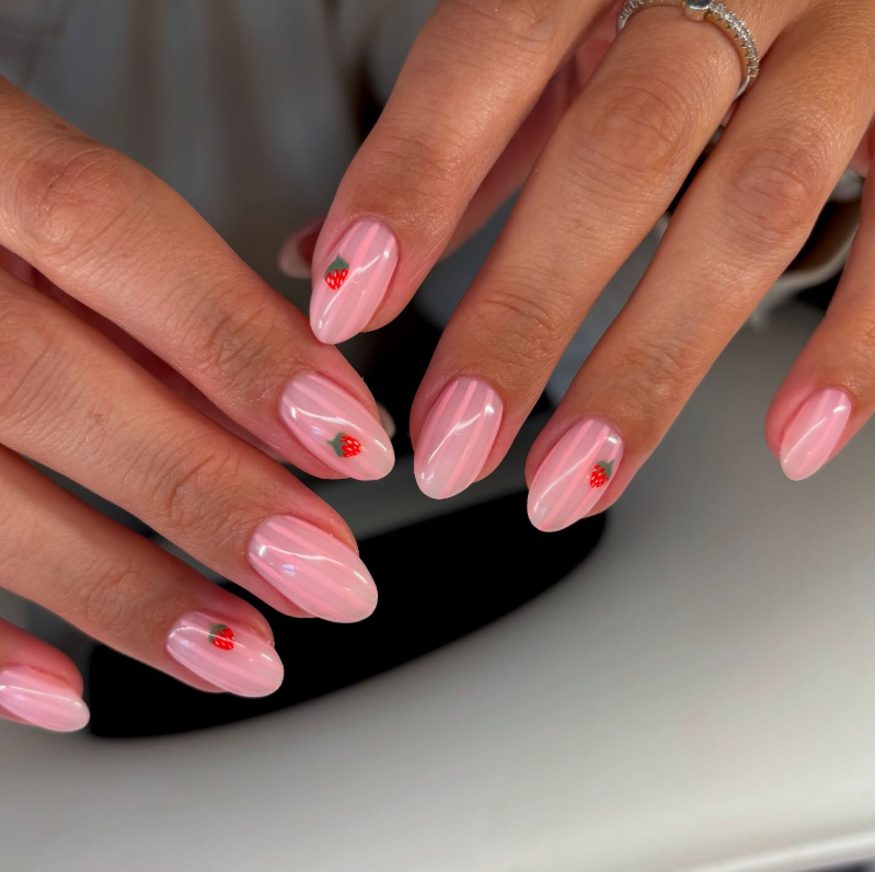 25+ Trendy Almond Nail Designs You'll Love - Fashion and Curls